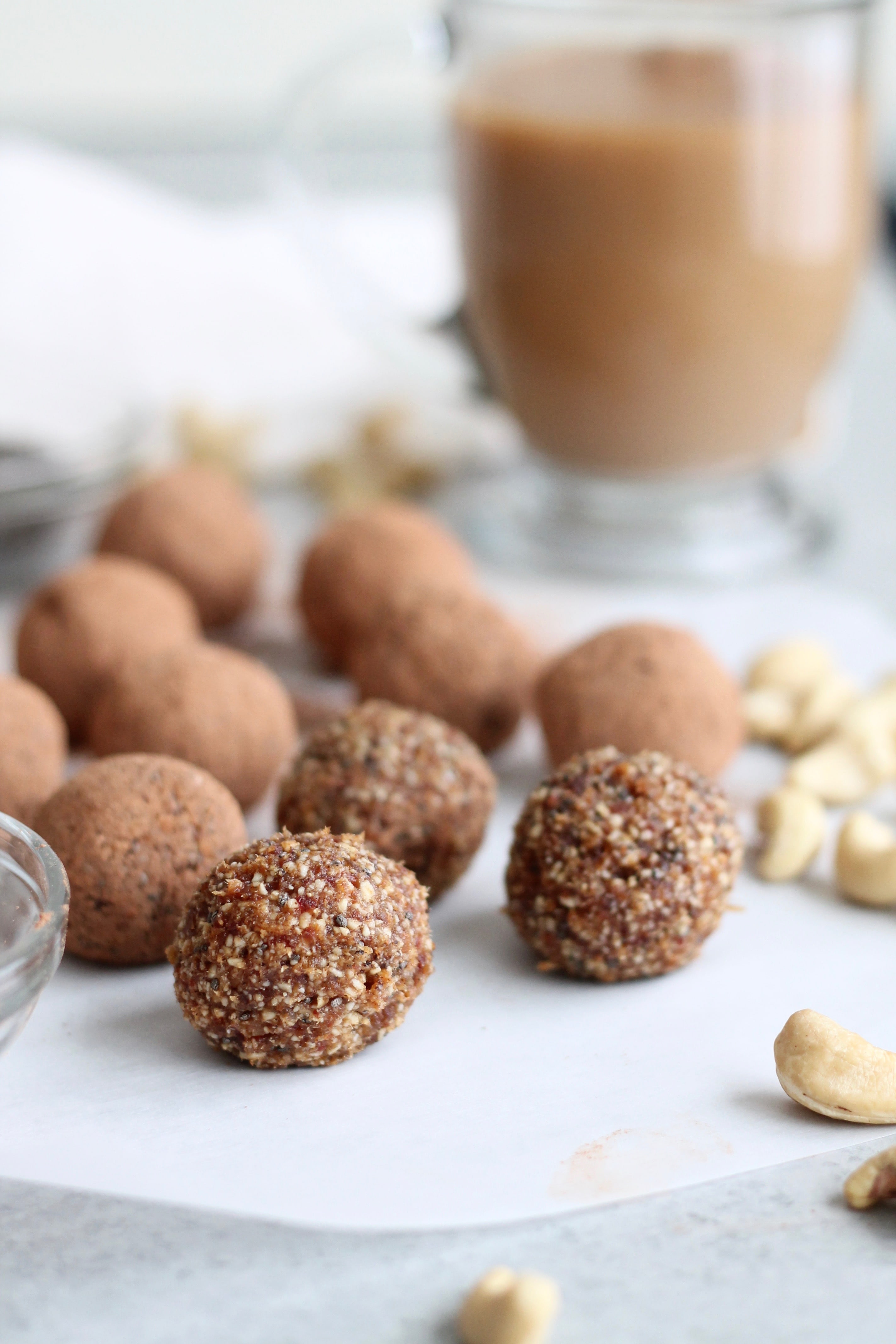 Dirty Chai Cashew Energy Bites dirty-chai-cashew-energy-bites